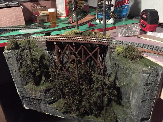 Lowly Lichen....Anyone Still Use It? | ModelRailroadForums.com